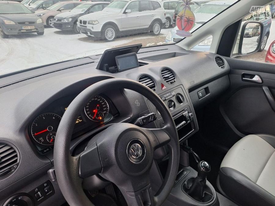 Balts Volkswagen Caddy 2013 Utena, ar dzinēja tilpumu 1.60 L un nobraukumu 248 tūkst. km par 5550 €, foto 13 vietnē AUTOMOTO.COM.LV