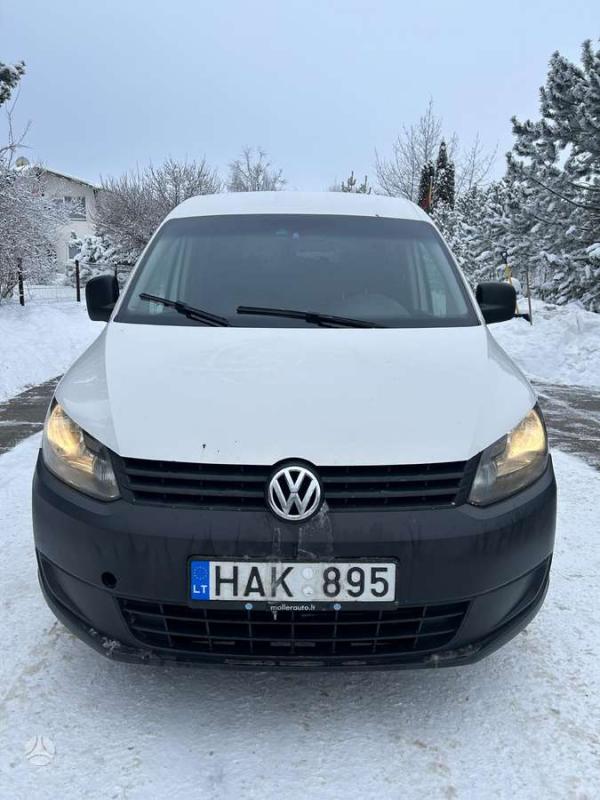 White Volkswagen Caddy 2013 in Vilnius, with an engine capacity of 1.60 L and mileage of 608 thousand km for 2990 €, photo 1 on AUTOMOTO.COM.LV
