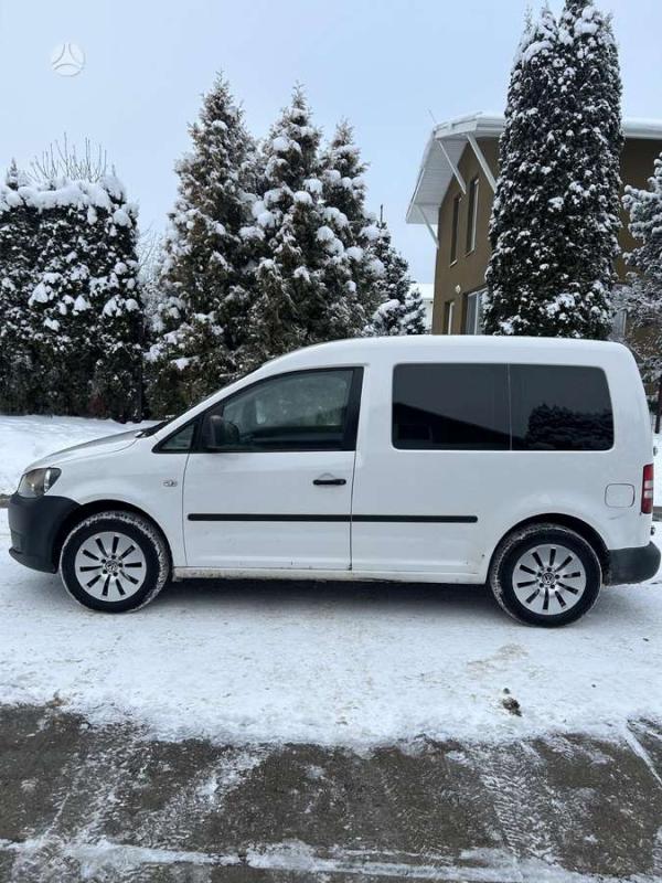 White Volkswagen Caddy 2013 in Vilnius, with an engine capacity of 1.60 L and mileage of 608 thousand km for 2990 €, photo 3 on AUTOMOTO.COM.LV