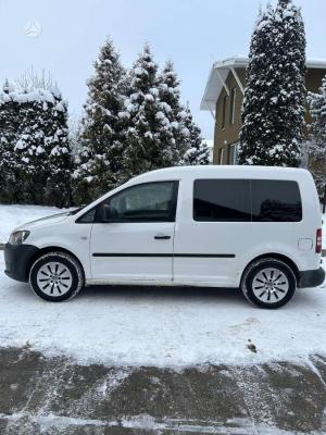White Volkswagen Caddy 2013 in Vilnius, with an engine capacity of 1.60 L and mileage of 608 thousand km for 2990 €, photo 3 on AUTOMOTO.COM.LV