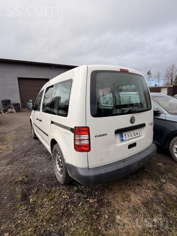 Balts Volkswagen Caddy 2013 Rīga, ar dzinēja tilpumu 2.00 L un nobraukumu 250 tūkst. km par 2500 €, foto 5 vietnē AUTOMOTO.COM.LV