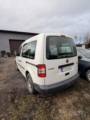White Volkswagen Caddy 2013 in Riga, with an engine capacity of 2.00 L and mileage of 250 thousand km for 2500 €, photo 6 on AUTOMOTO.COM.LV