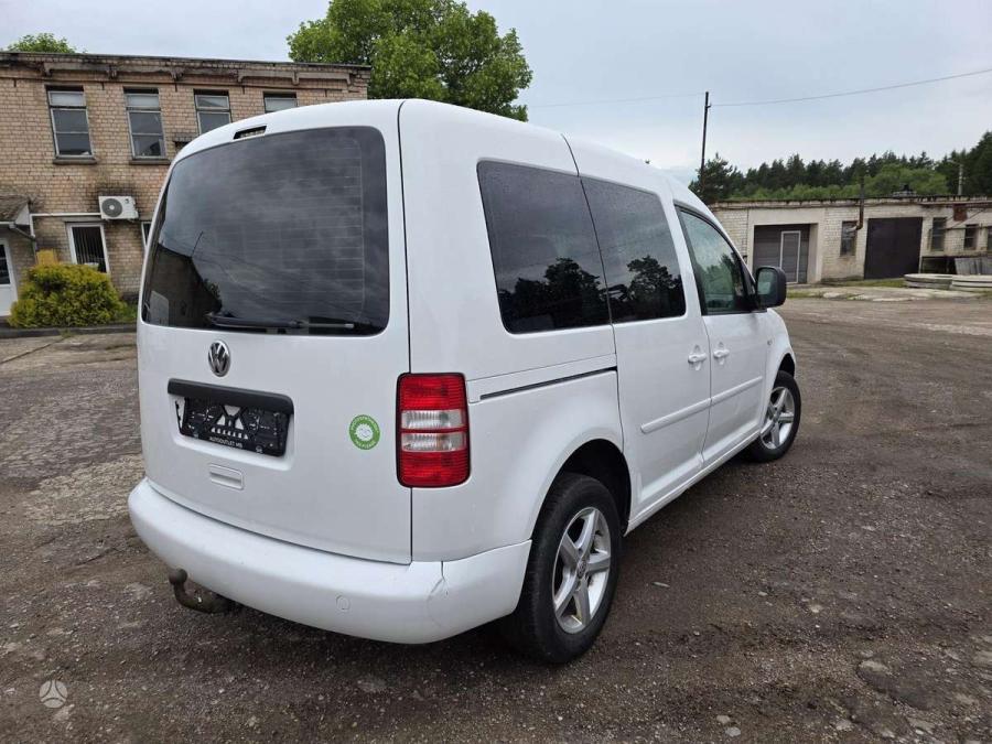 Balts Volkswagen Caddy 2013 Utena, ar dzinēja tilpumu 1.60 L un nobraukumu 276 tūkst. km par 3990 €, foto 4 vietnē AUTOMOTO.COM.LV