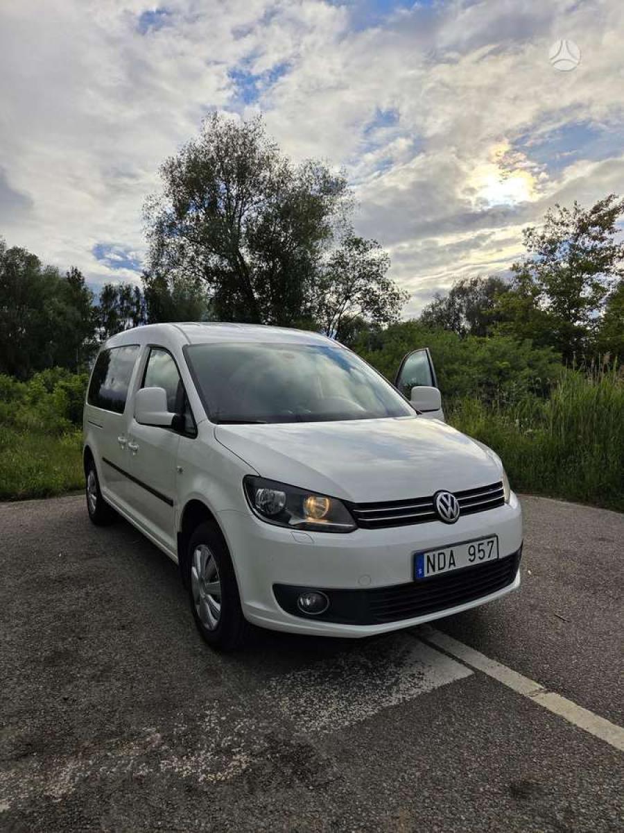 White Volkswagen Caddy 2013 in Klaipeda, with an engine capacity of 1.20 L and mileage of 210 thousand km for 5500 €, photo 1 on AUTOMOTO.COM.LV