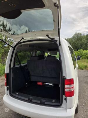 White Volkswagen Caddy 2013 in Klaipeda, with an engine capacity of 1.20 L and mileage of 210 thousand km for 5500 €, photo 11 on AUTOMOTO.COM.LV