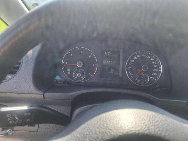 White Volkswagen Caddy 2013 in Utena, with an engine capacity of 1.60 L and mileage of 248 thousand km for 5800 €, photo 10 on AUTOMOTO.COM.LV