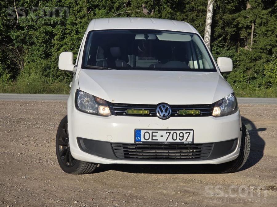 Balts Volkswagen Caddy 2013 Liepāja, ar dzinēja tilpumu 1.60 L un nobraukumu 259 tūkst. km par 5100 €, foto 3 vietnē AUTOMOTO.COM.LV