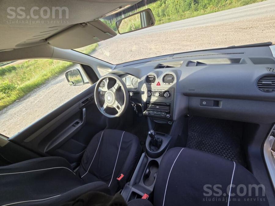 Balts Volkswagen Caddy 2013 Liepāja, ar dzinēja tilpumu 1.60 L un nobraukumu 259 tūkst. km par 5100 €, foto 11 vietnē AUTOMOTO.COM.LV