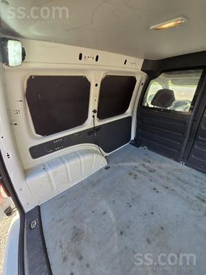 Balts Volkswagen Caddy 2013 Liepāja, ar dzinēja tilpumu 1.60 L un nobraukumu 259 tūkst. km par 5100 €, foto 17 vietnē AUTOMOTO.COM.LV