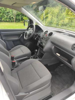 Balts Volkswagen Caddy 2013 Viļņa, ar dzinēja tilpumu 1.97 L un nobraukumu 393 tūkst. km par 3700 €, foto 5 vietnē AUTOMOTO.COM.LV