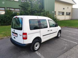Balts Volkswagen Caddy 2013 Viļņa, ar dzinēja tilpumu 1.97 L un nobraukumu 393 tūkst. km par 3700 €, foto 9 vietnē AUTOMOTO.COM.LV