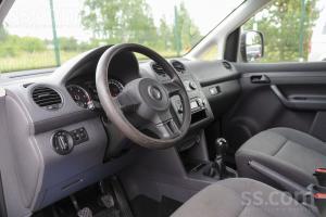 White Volkswagen Caddy 2013 in Riga, with an engine capacity of 1.60 L and mileage of 288 thousand km for 5590 €, photo 8 on AUTOMOTO.COM.LV