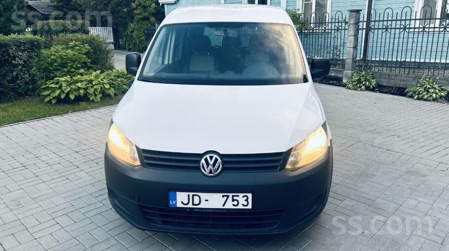 Balts Volkswagen Caddy 2013 Jūrmala, ar dzinēja tilpumu 1.60 L un nobraukumu 294 tūkst. km par 4500 €, foto 1 vietnē AUTOMOTO.COM.LV