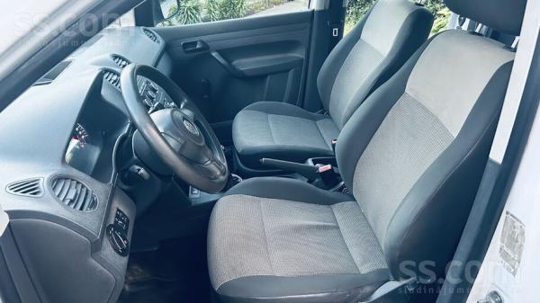 Volkswagen Caddy 2013 JÅ«rmala vietnÄ Balts Volkswagen Caddy 2013 JÅ«rmala, ar dzinÄja tilpumu 1.60 L un nobraukumu 294 tÅ«kst. km par 4500 ā¬, foto 4 vietnÄ AUTOMOTO.COM.LV