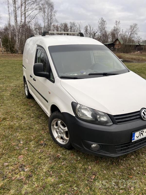 Balts Volkswagen Caddy 2014 Jelgava, ar dzinēja tilpumu 1.60 L un nobraukumu 368 tūkst. km par 4400 €, foto 2 vietnē AUTOMOTO.COM.LV