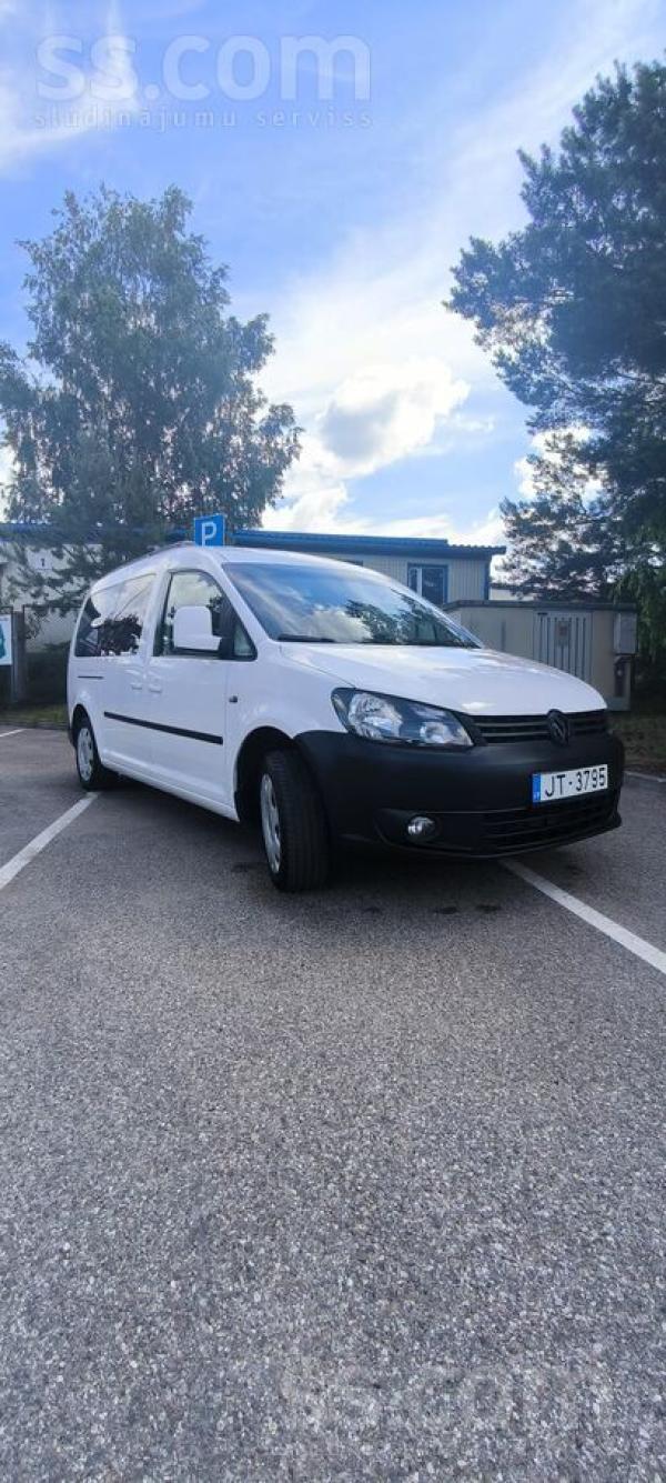 White Volkswagen Caddy 2014 in Daugavpils, with an engine capacity of 1.60 L and mileage of 187 thousand km for 6800 €, photo 2 on AUTOMOTO.COM.LV