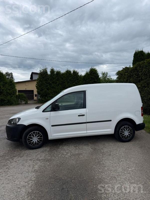 Balts Volkswagen Caddy 2014 Rīga, ar dzinēja tilpumu 1.60 L un nobraukumu 310 tūkst. km par 3900 €, foto 3 vietnē AUTOMOTO.COM.LV