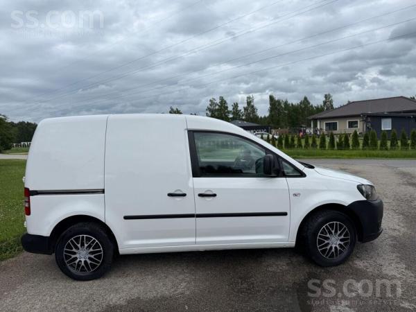 Balts Volkswagen Caddy 2014 Rīga, ar dzinēja tilpumu 1.60 L un nobraukumu 310 tūkst. km par 3900 €, foto 4 vietnē AUTOMOTO.COM.LV