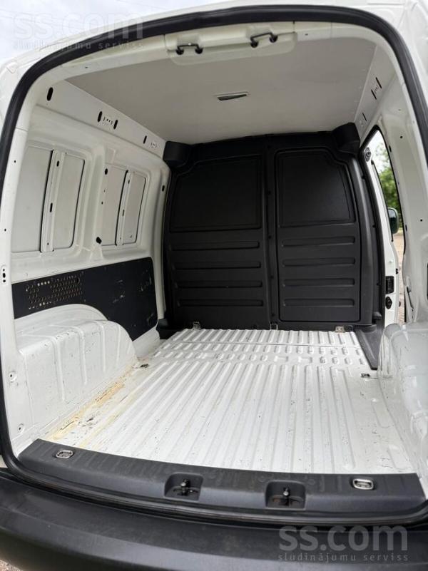 Balts Volkswagen Caddy 2014 Rīga, ar dzinēja tilpumu 1.60 L un nobraukumu 310 tūkst. km par 3900 €, foto 9 vietnē AUTOMOTO.COM.LV