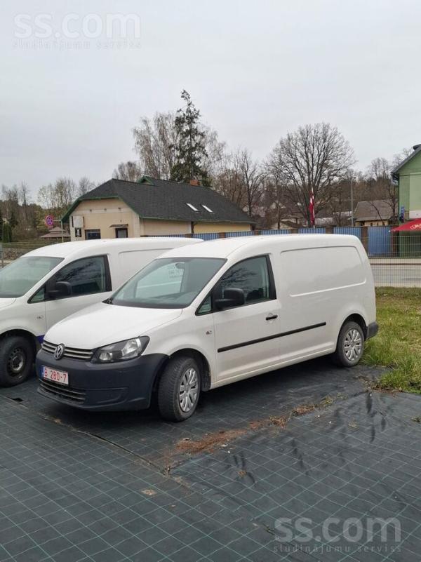 White Volkswagen Caddy 2014 in Valmiera, with an engine capacity of 1.60 L and mileage of 158 thousand km for 6500 €, photo 2 on AUTOMOTO.COM.LV