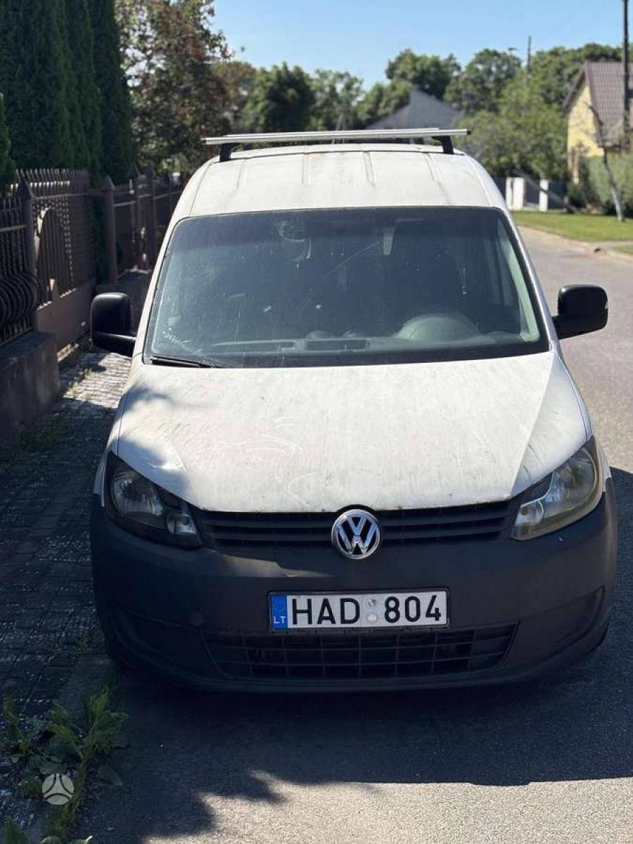White Volkswagen Caddy 2014 in Klaipeda, with an engine capacity of 1.60 L and mileage of 180 thousand km for 4000 €, photo 3 on AUTOMOTO.COM.LV