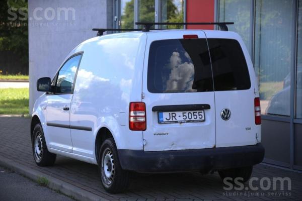 White Volkswagen Caddy 2014 in Riga, with an engine capacity of 1.60 L and mileage of 328 thousand km for 2995 €, photo 6 on AUTOMOTO.COM.LV
