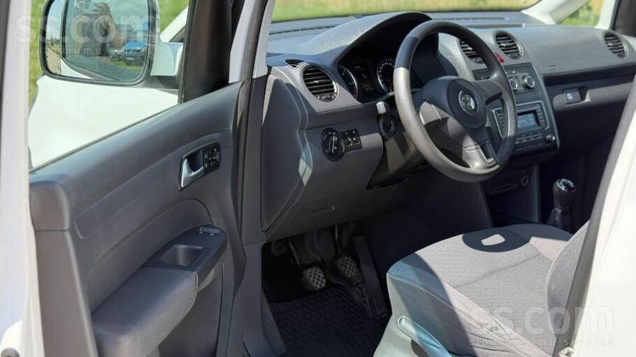 Balts Volkswagen Caddy 2014 Daugavpils, ar dzinēja tilpumu 1.60 L un nobraukumu 360 tūkst. km par 4900 €, foto 7 vietnē AUTOMOTO.COM.LV