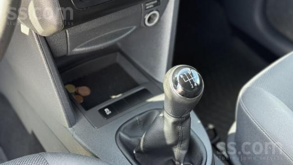 White Volkswagen Caddy 2014 in Daugavpils, with an engine capacity of 1.60 L and mileage of 360 thousand km for 4900 €, photo 9 on AUTOMOTO.COM.LV