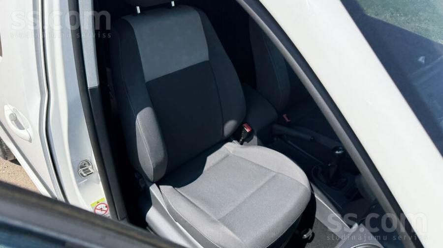 Balts Volkswagen Caddy 2014 Daugavpils, ar dzinēja tilpumu 1.60 L un nobraukumu 360 tūkst. km par 4900 €, foto 16 vietnē AUTOMOTO.COM.LV