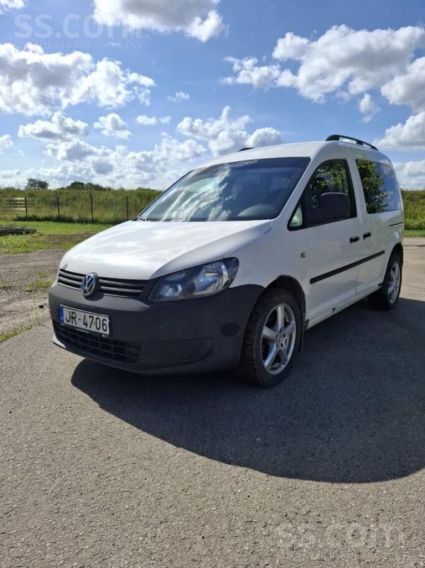 Balts Volkswagen Caddy 2014 Jēkabpils, ar dzinēja tilpumu 2.00 L un nobraukumu 250 tūkst. km par 7200 €, foto 1 vietnē AUTOMOTO.COM.LV