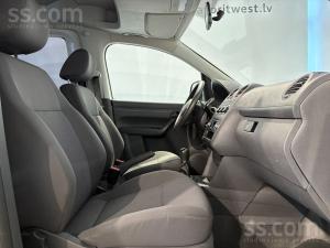 White Volkswagen Caddy 2014 in Ventspils, with an engine capacity of 2.00 L and mileage of 212 thousand km for 7490 €, photo 8 on AUTOMOTO.COM.LV