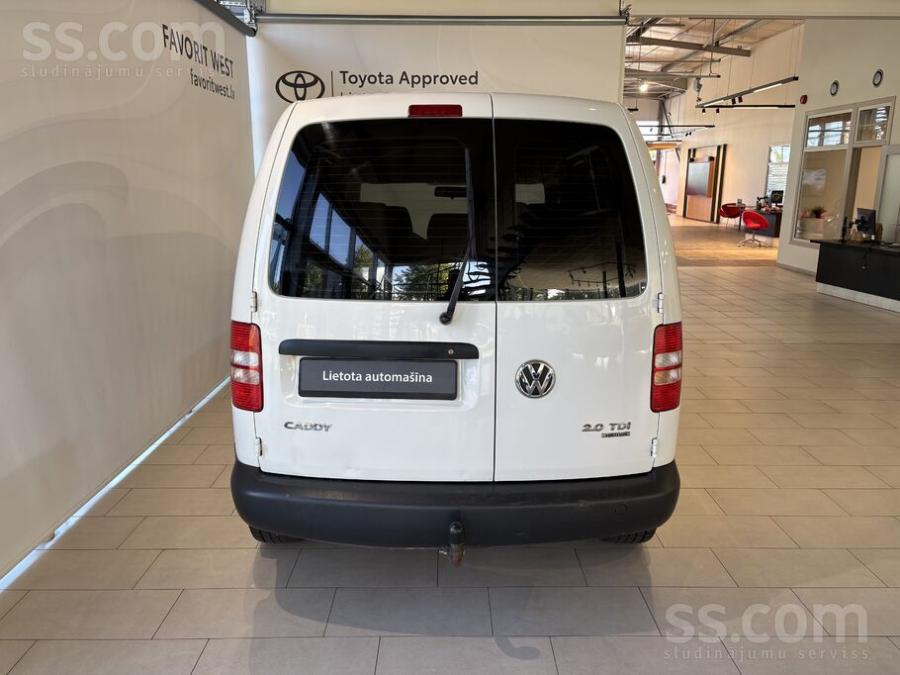 White Volkswagen Caddy 2014 in Ventspils, with an engine capacity of 2.00 L and mileage of 212 thousand km for 7490 €, photo 19 on AUTOMOTO.COM.LV