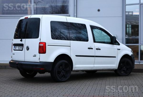 White Volkswagen Caddy 2015 in Riga, with an engine capacity of 2.00 L and mileage of 0 thousand km for 7995 €, photo 5 on AUTOMOTO.COM.LV