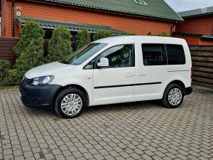 White Volkswagen Caddy 2015 in Kretinga, with an engine capacity of 1.60 L and mileage of 289 thousand km for 6999 €, photo 6 on AUTOMOTO.COM.LV