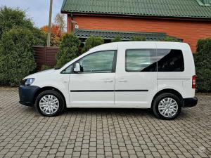 White Volkswagen Caddy 2015 in Kretinga, with an engine capacity of 1.60 L and mileage of 289 thousand km for 6999 €, photo 9 on AUTOMOTO.COM.LV