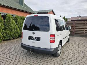 White Volkswagen Caddy 2015 in Kretinga, with an engine capacity of 1.60 L and mileage of 289 thousand km for 6999 €, photo 16 on AUTOMOTO.COM.LV