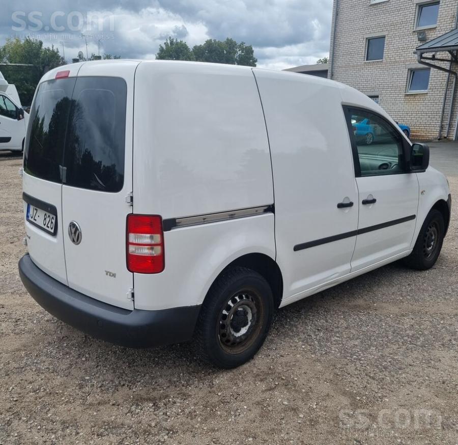 Balts Volkswagen Caddy 2015 Rīga, ar dzinēja tilpumu 1.60 L un nobraukumu 255 tūkst. km par 3900 €, foto 4 vietnē AUTOMOTO.COM.LV