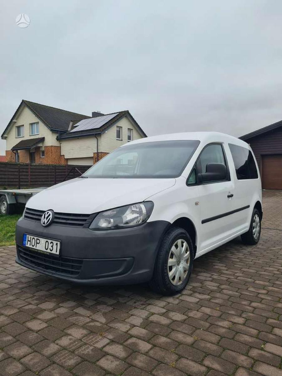 White Volkswagen Caddy 2015 in Kaisiadorys, with an engine capacity of 1.60 L and mileage of 335 thousand km for 4599 €, photo 10 on AUTOMOTO.COM.LV