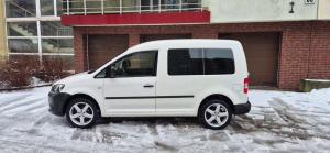 White Volkswagen Caddy 2015 in Vilnius, with an engine capacity of 1.60 L and mileage of 315 thousand km for 5200 €, photo 6 on AUTOMOTO.COM.LV