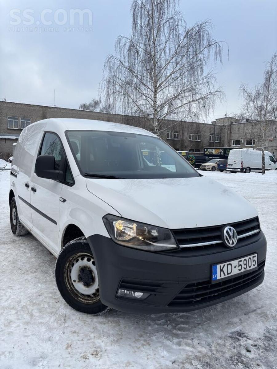 White Volkswagen Caddy 2015 in Riga, with an engine capacity of 1.60 L and mileage of 214 thousand km for 5500 €, photo 4 on AUTOMOTO.COM.LV