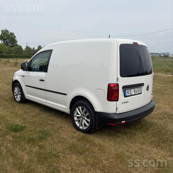 Balts Volkswagen Caddy 2015 Liepāja, ar dzinēja tilpumu 1.60 L un nobraukumu 354 tūkst. km par 4400 €, foto 5 vietnē AUTOMOTO.COM.LV