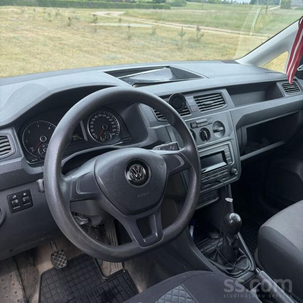 Balts Volkswagen Caddy 2015 Liepāja, ar dzinēja tilpumu 1.60 L un nobraukumu 354 tūkst. km par 4400 €, foto 9 vietnē AUTOMOTO.COM.LV