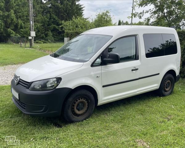 White Volkswagen Caddy 2015 in Kaunas, with an engine capacity of 1.60 L and mileage of 393 thousand km for 2000 €, photo 3 on AUTOMOTO.COM.LV