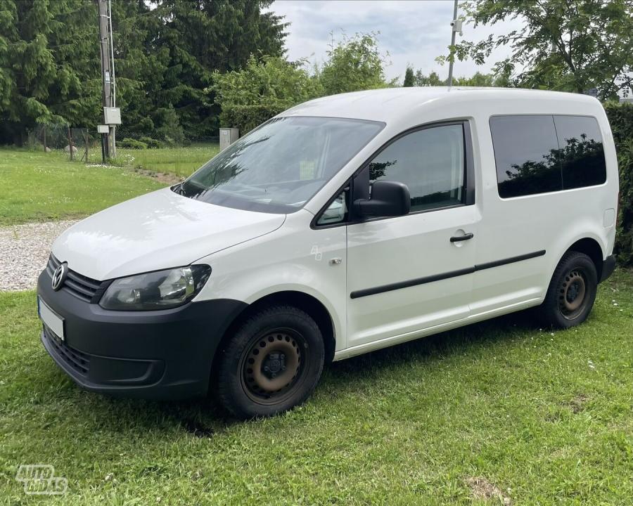 Balts Volkswagen Caddy 2015 Kauņa, ar dzinēja tilpumu 1.60 L un nobraukumu 393 tūkst. km par 2000 €, foto 4 vietnē AUTOMOTO.COM.LV