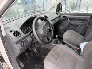 White Volkswagen Caddy 2015 in Klaipeda, with an engine capacity of 1.60 L and mileage of 142 thousand km for 6000 €, photo 4 on AUTOMOTO.COM.LV