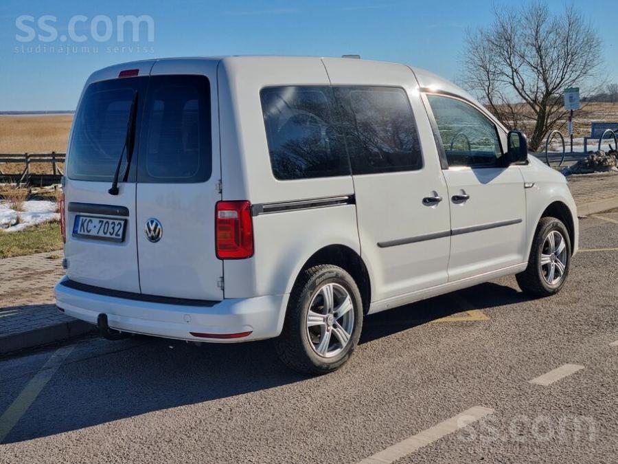 Balts Volkswagen Caddy 2015 Liepāja, ar dzinēja tilpumu 1.60 L un nobraukumu 248 tūkst. km par 6500 €, foto 5 vietnē AUTOMOTO.COM.LV