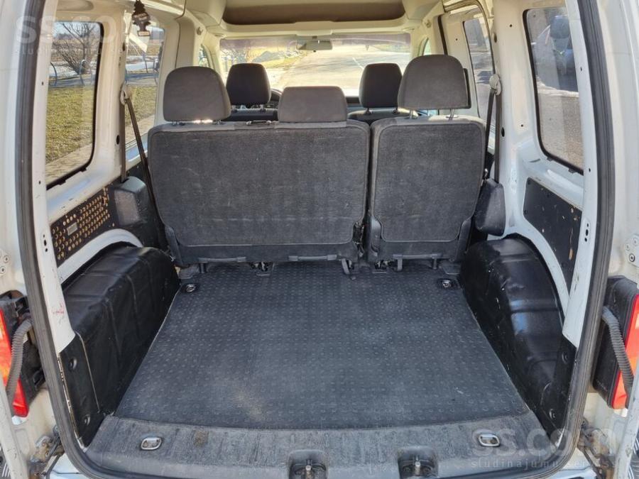 Balts Volkswagen Caddy 2015 Liepāja, ar dzinēja tilpumu 1.60 L un nobraukumu 248 tūkst. km par 6500 €, foto 11 vietnē AUTOMOTO.COM.LV