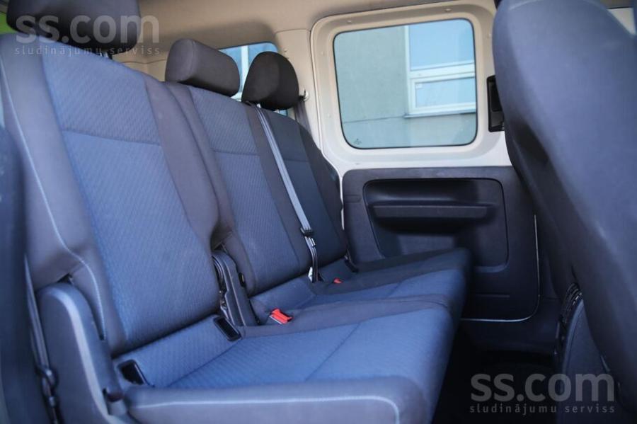 White Volkswagen Caddy 2015 in Riga, with an engine capacity of 2.00 L and mileage of 289 thousand km for 6995 €, photo 15 on AUTOMOTO.COM.LV