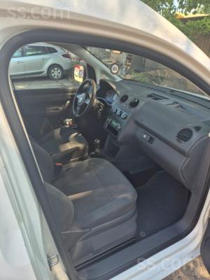 Balts Volkswagen Caddy 2015 Rīga, ar dzinēja tilpumu 1.60 L un nobraukumu 265 tūkst. km par 4650 €, foto 5 vietnē AUTOMOTO.COM.LV