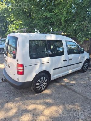 Balts Volkswagen Caddy 2015 Rīga, ar dzinēja tilpumu 1.60 L un nobraukumu 265 tūkst. km par 4650 €, foto 7 vietnē AUTOMOTO.COM.LV
